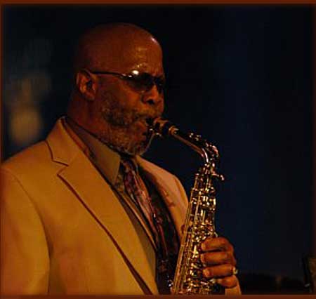 Artist Highlight – John Handy – RioVida Networks